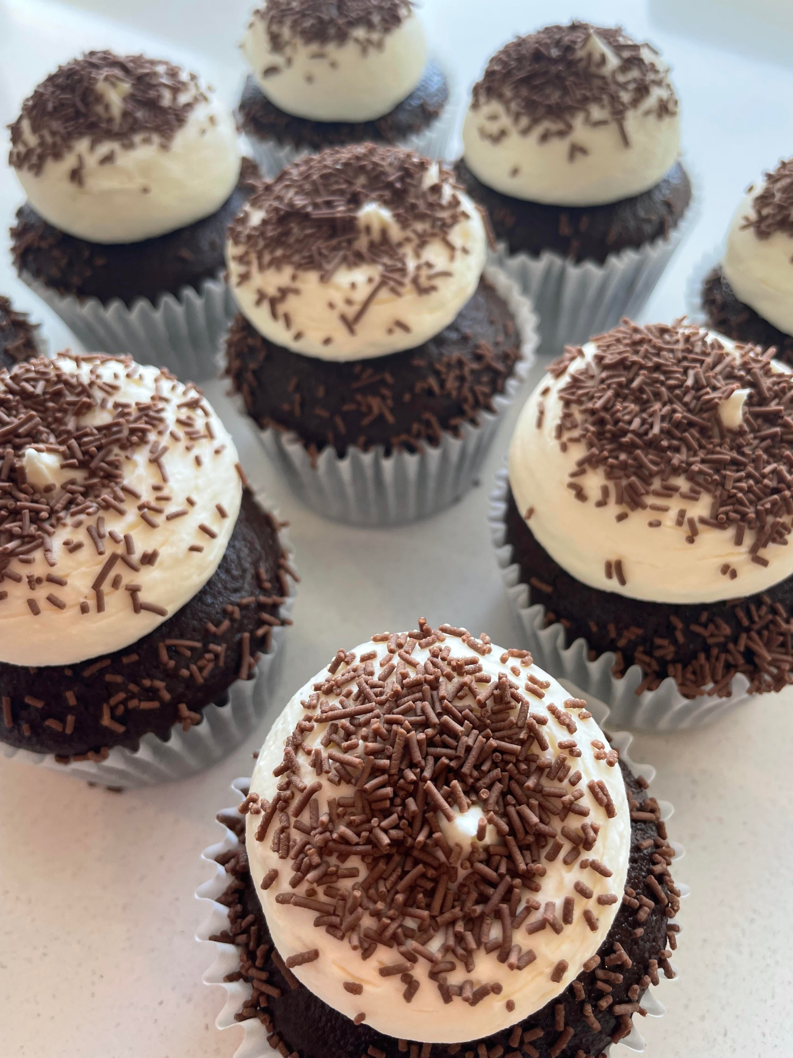 CUPCAKES – Poppy Jane Cakes