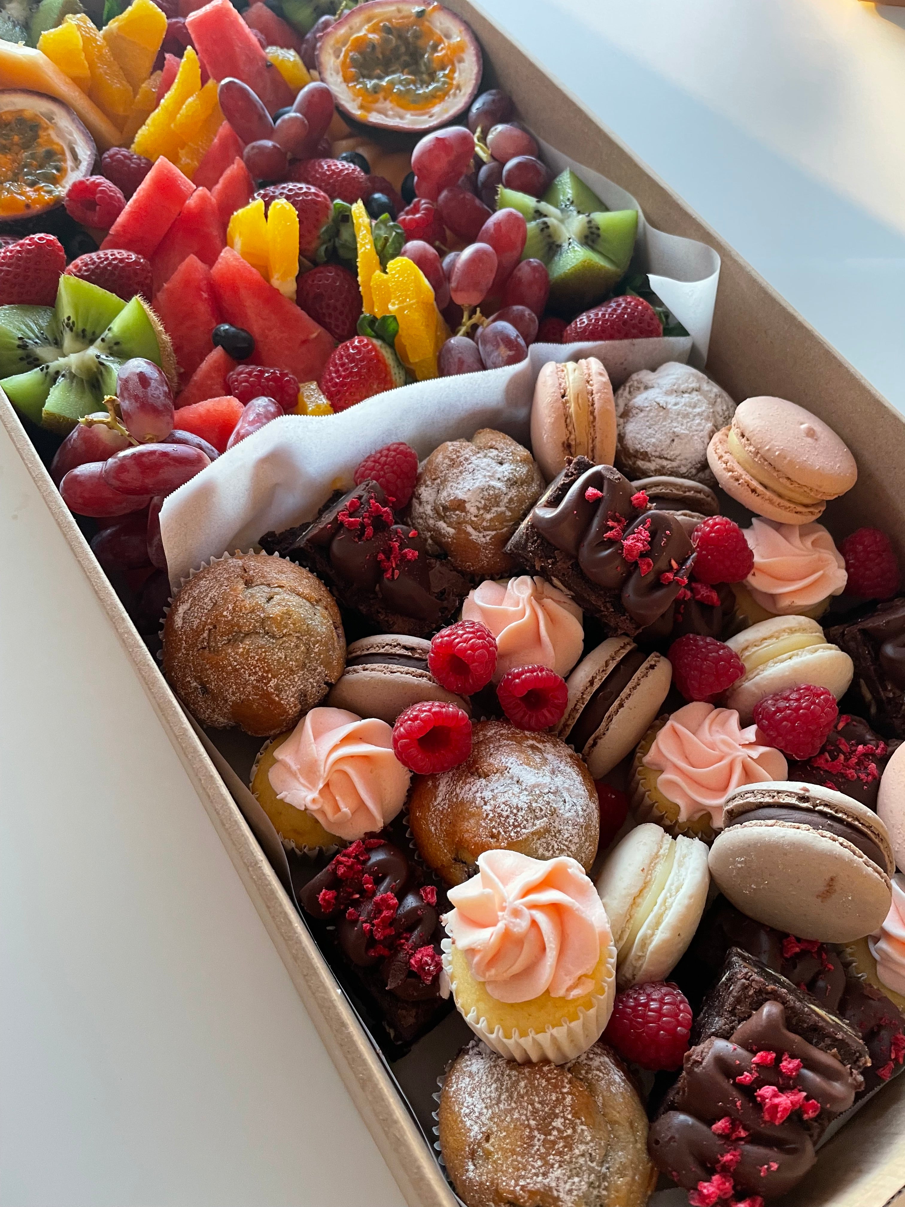 GRAZING BOXES – Poppy Jane Cakes